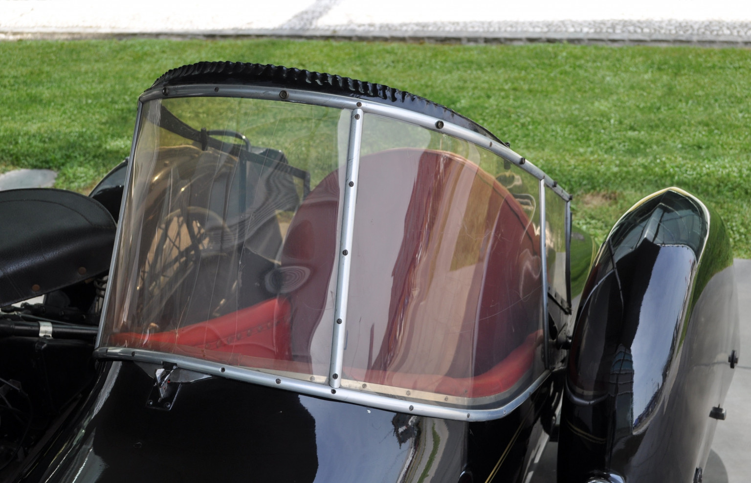 Ariel, 1932, Square Four with sidecar - Museo Nicolis