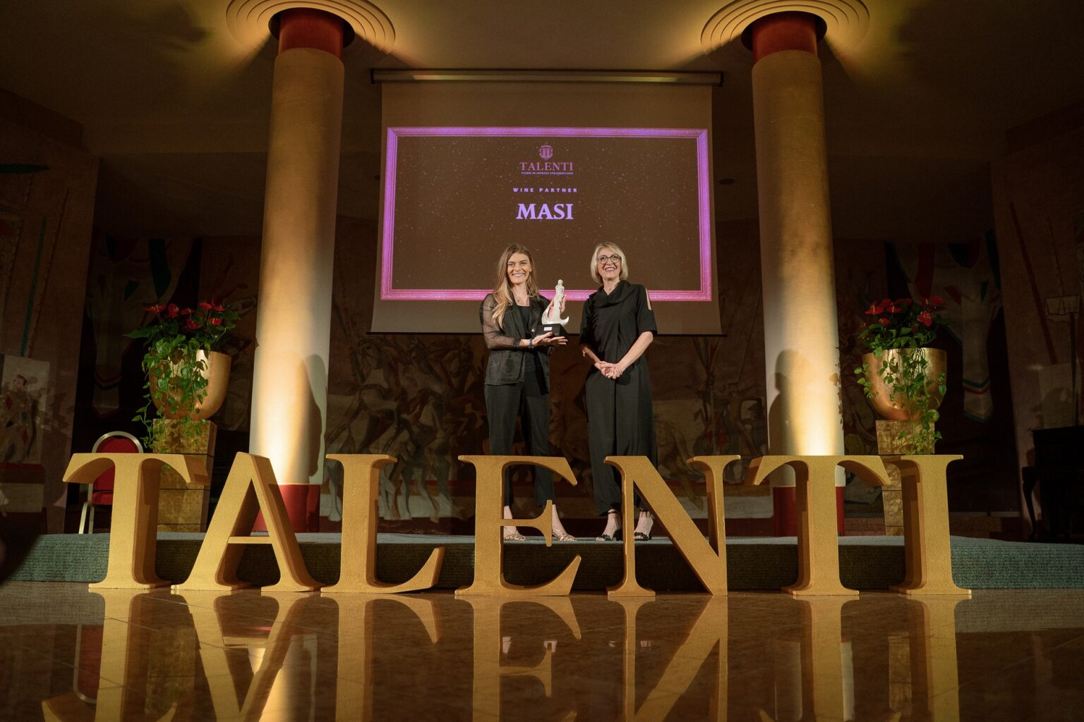Museo Nicolis, Villafranca Verona, Hotel Due Torri Verona, Talenti, ph ...